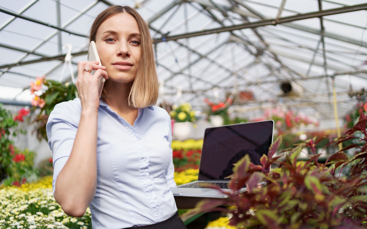 Comprehensive Guide to Financial Management in Landscaping